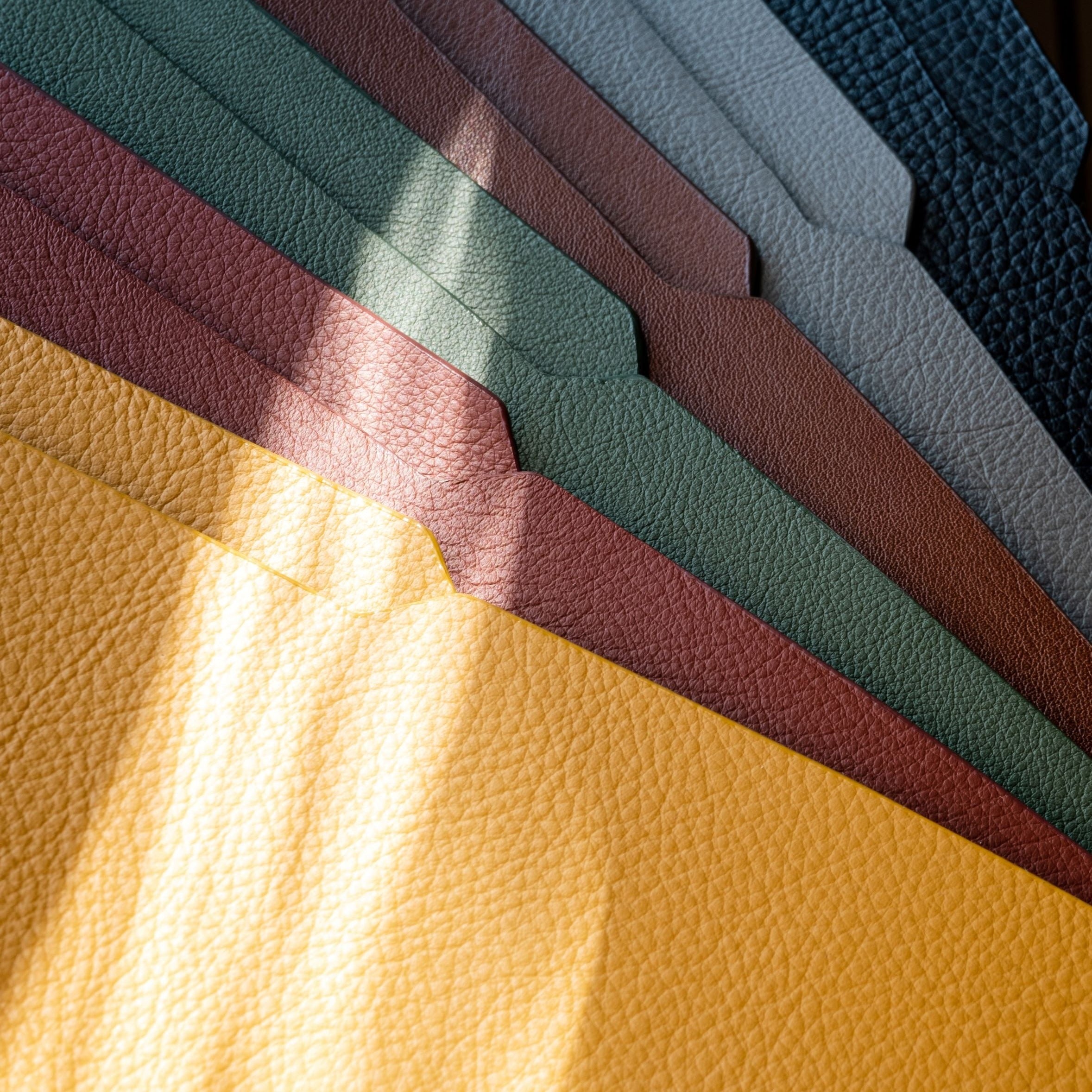 Cognac Residual Leather Bookbox - Large | August Sandgren